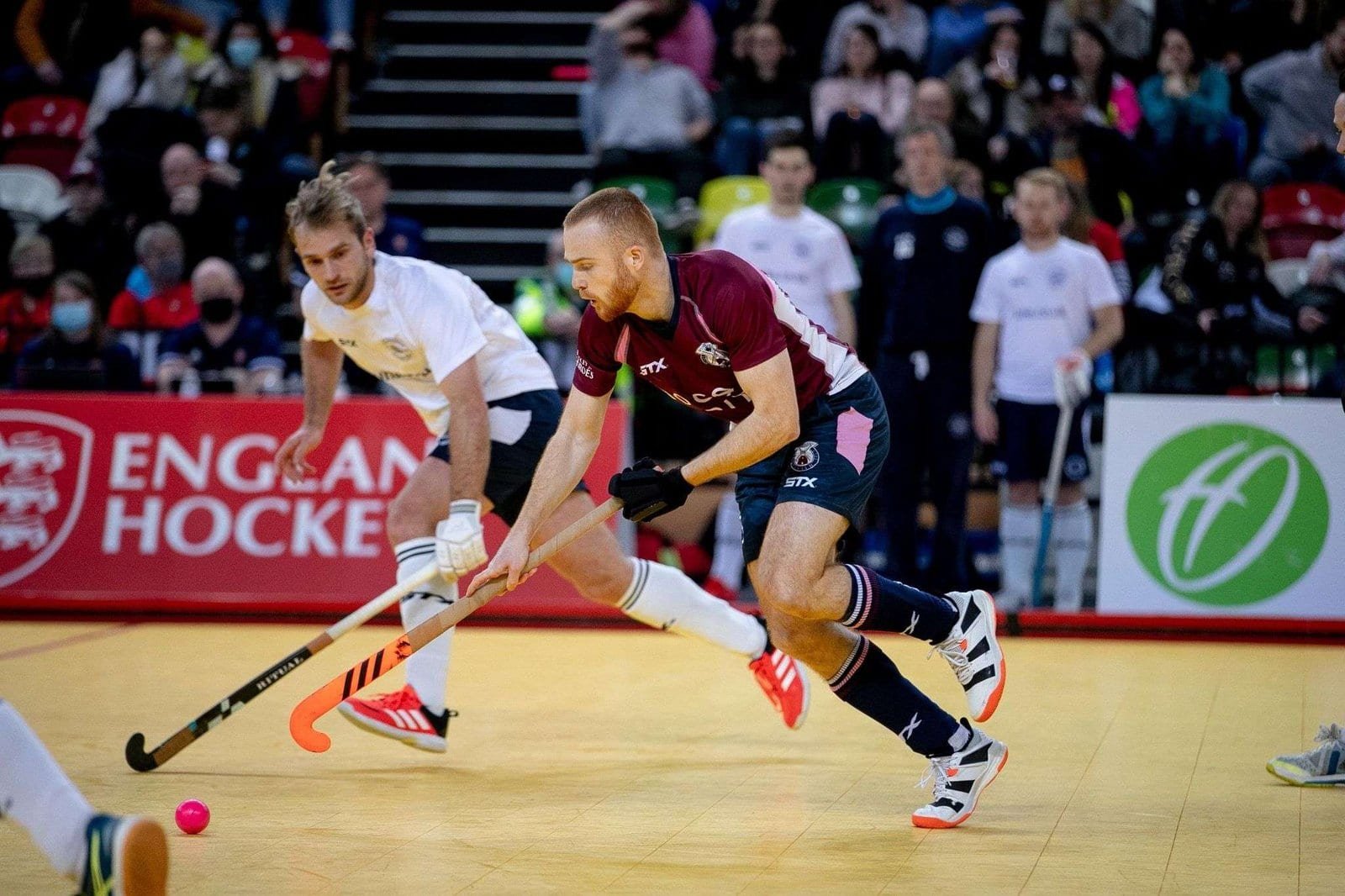 Dominant Wimbledon Wins First Indoor Championship | Hockey World News